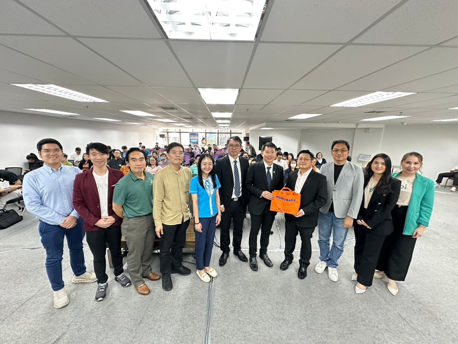 MTC ร่วมกิจกรรม Theme Company Visit “หุ้นกลุ่ม Theme Non Bank” | Share2Trade